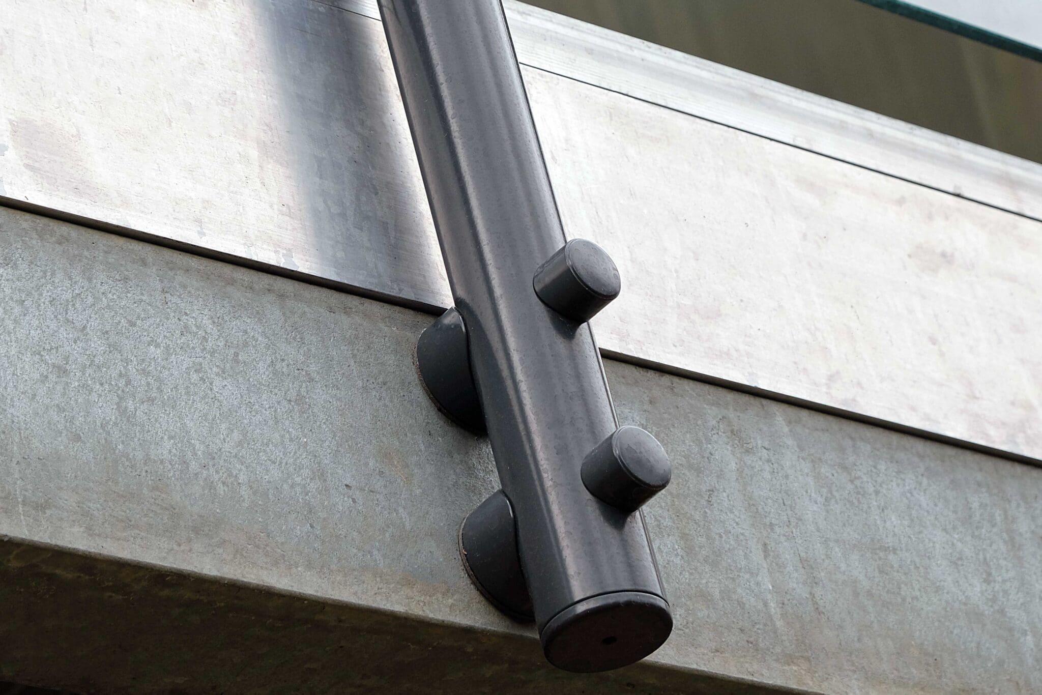 Powder Coated Aluminium Balustrade and Handrails | neaco