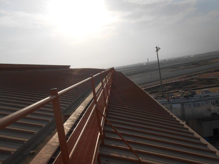 Roof Access and Walkways | Aluminium Roof Walkways UK | neaco