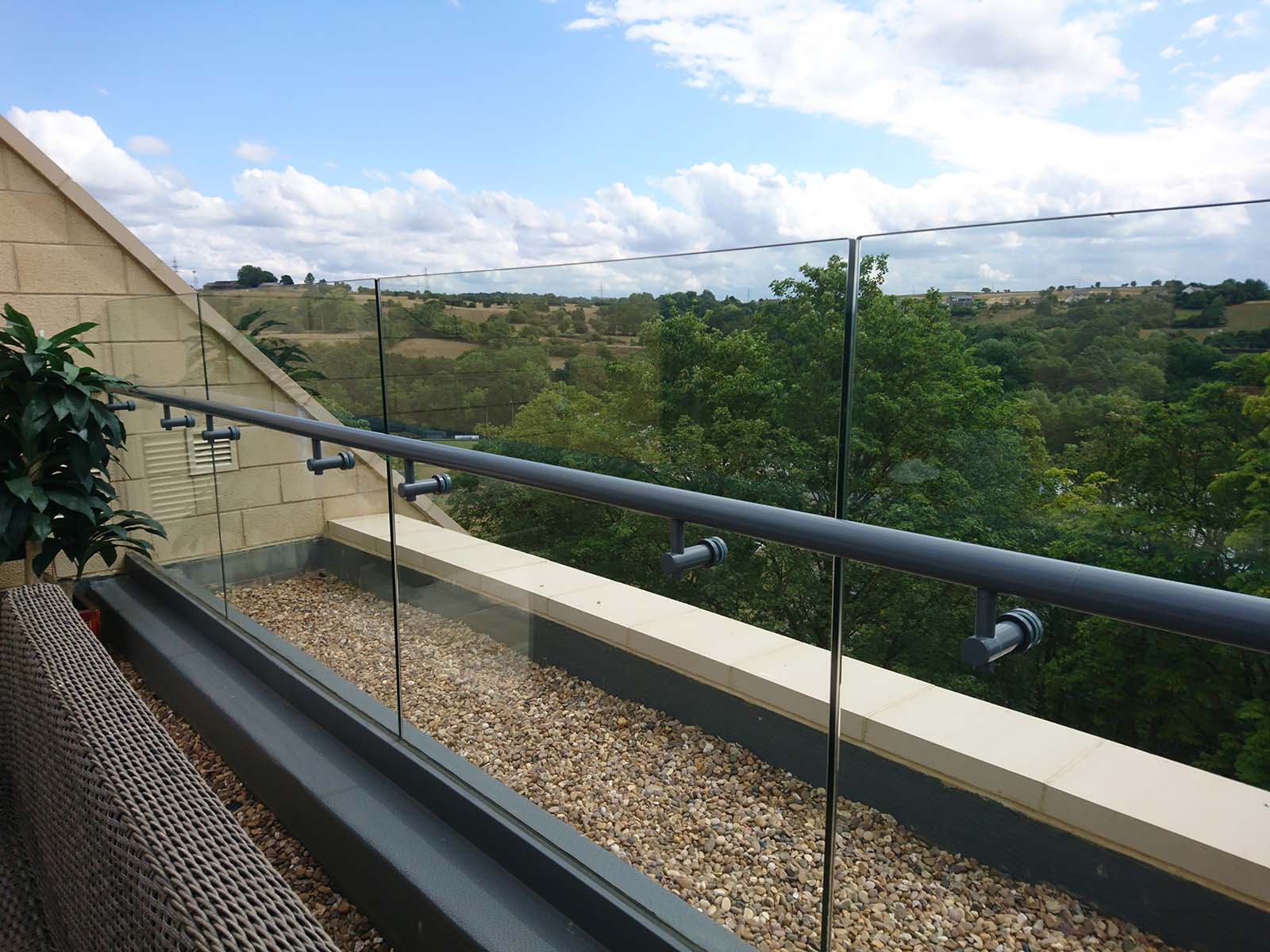 Structural Glass Balustrade | neaco