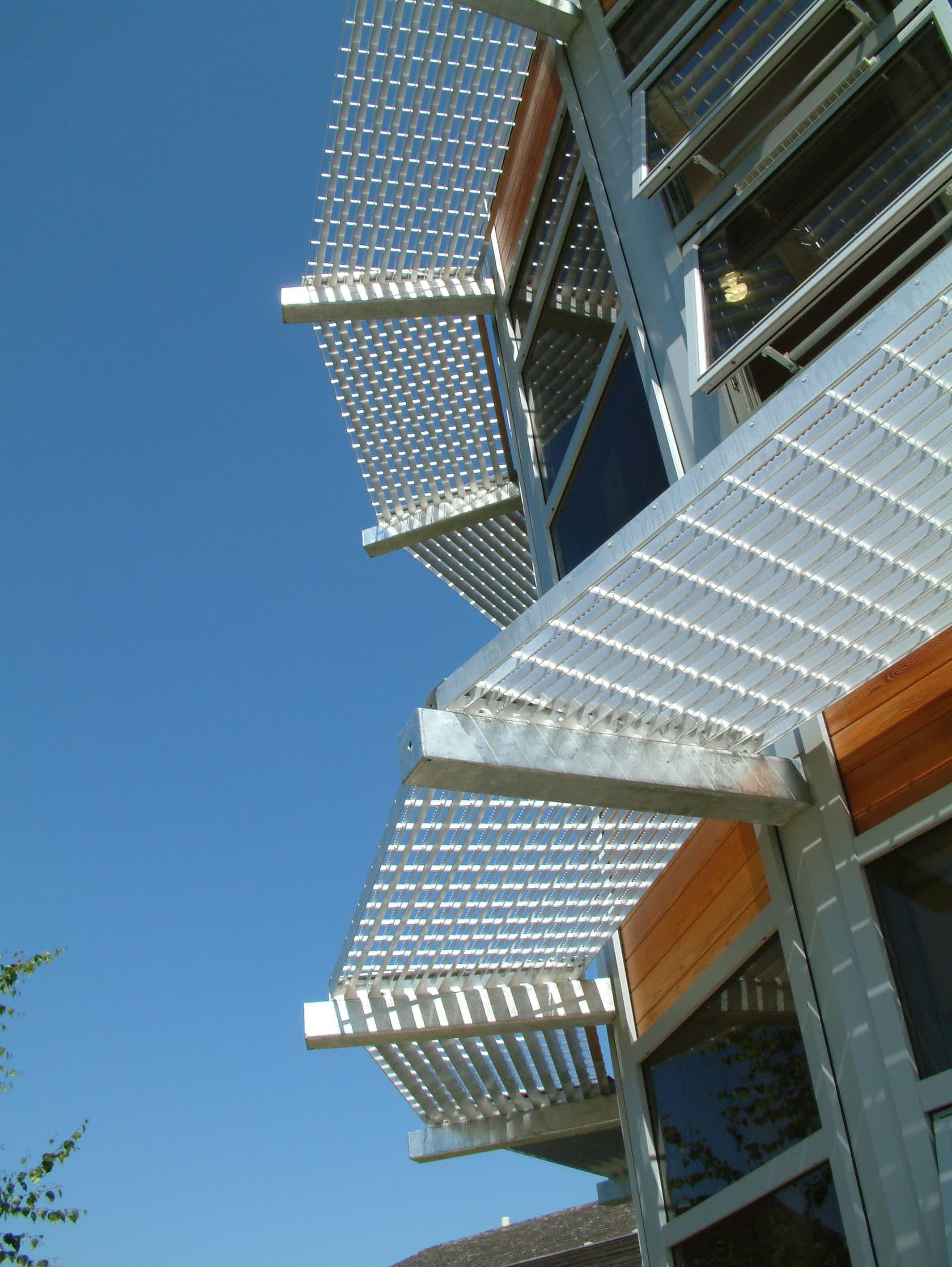 Solar Canopy | Solar Screens | Solar Canopies UK | neaco
