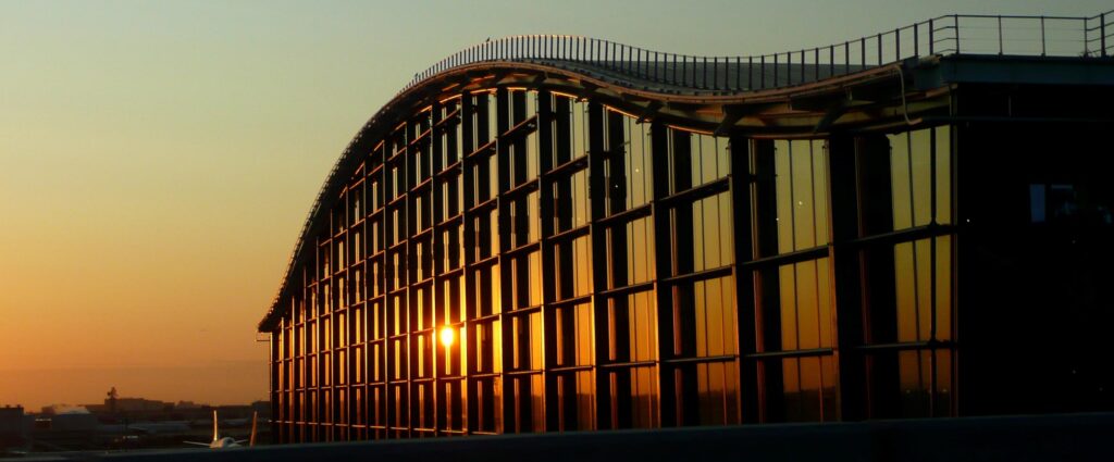 Heathrow Airport | Roof Walkways Project | neaco